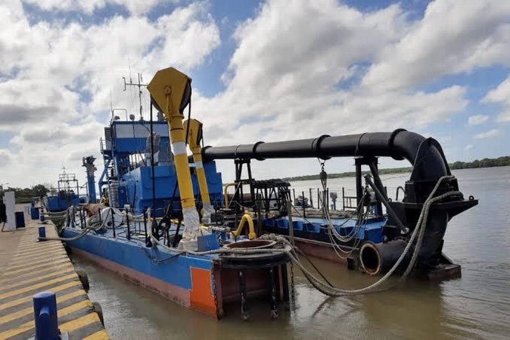 Dragados de ríos, con un avance del 70 por ciento