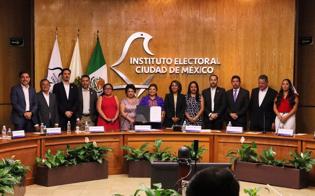 Clara Brugada Recibe Constancia de Mayoría como Jefa de Gobierno de la CDMX
